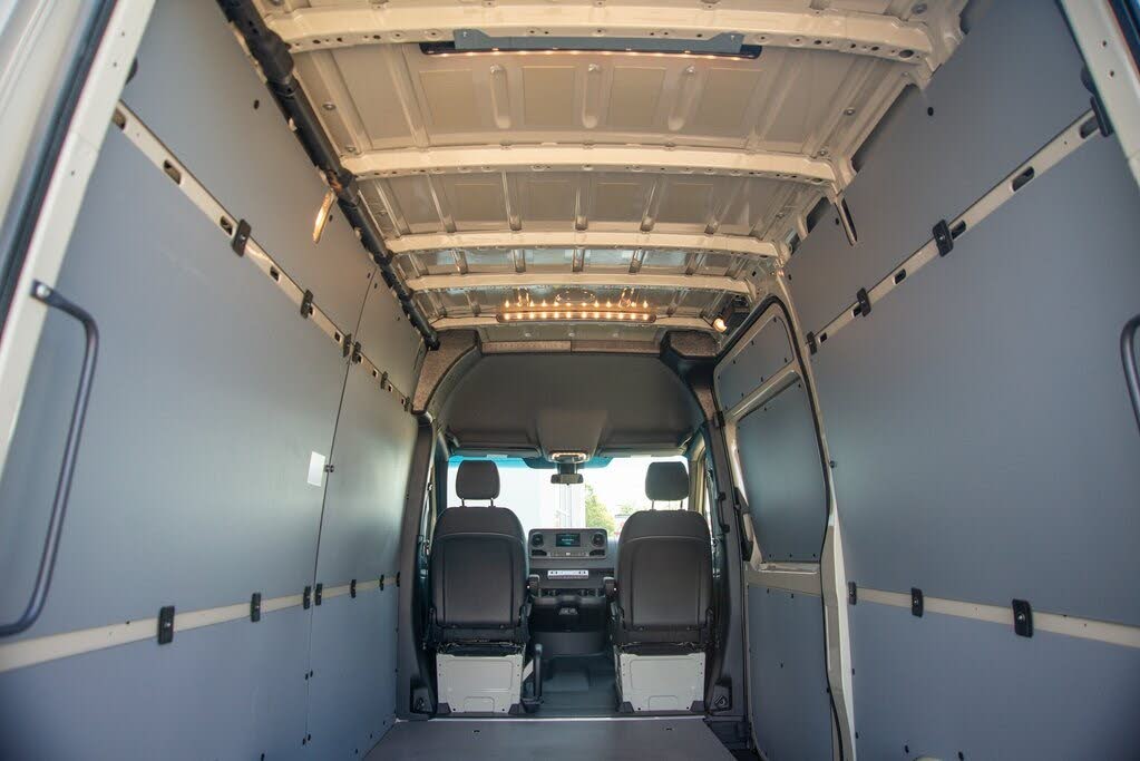 2024 Mercedes-Benz Sprinter 2500 144 Crew Van RWD | Trade Offshore ...