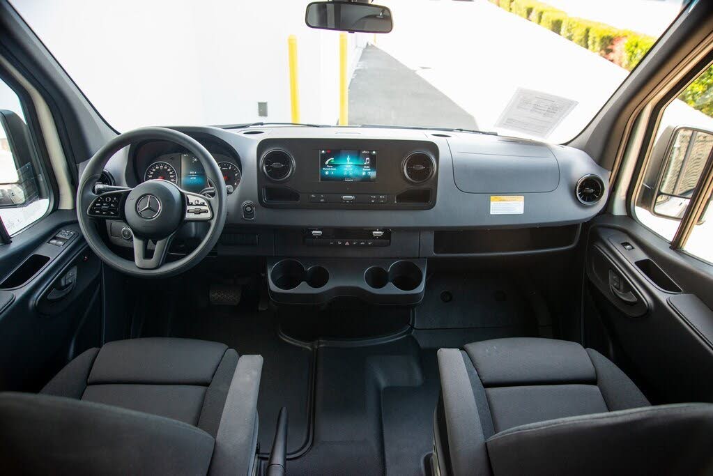 2024 Mercedes-Benz Sprinter 2500 144 Crew Van RWD | Trade Offshore ...