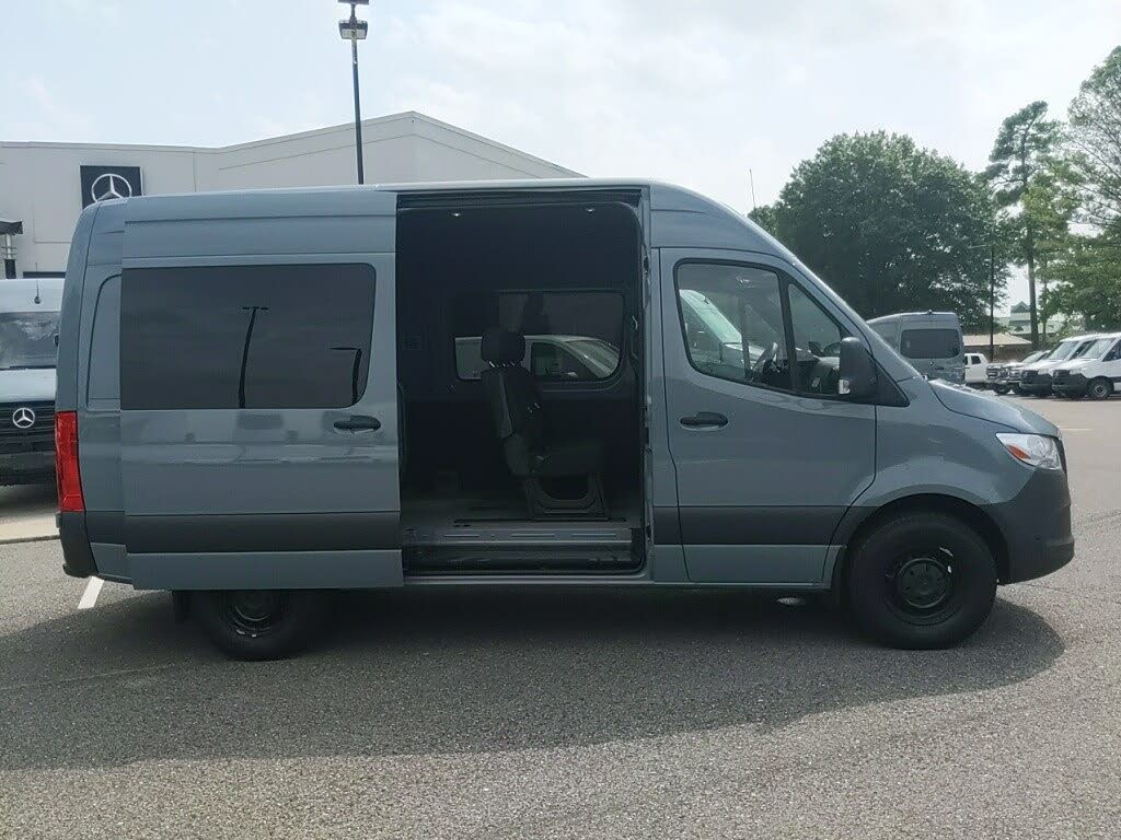 Clean Used 2023 Mercedes-Benz Sprinter 2500 144 Crew Van RWD | Trade ...